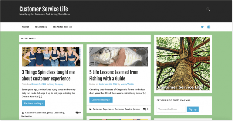 Top 14 Customer Service Blogs to Follow in 2024